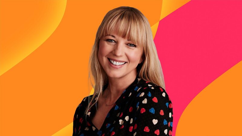 When does Sara Cox start Radio 2 Breakfast Show?